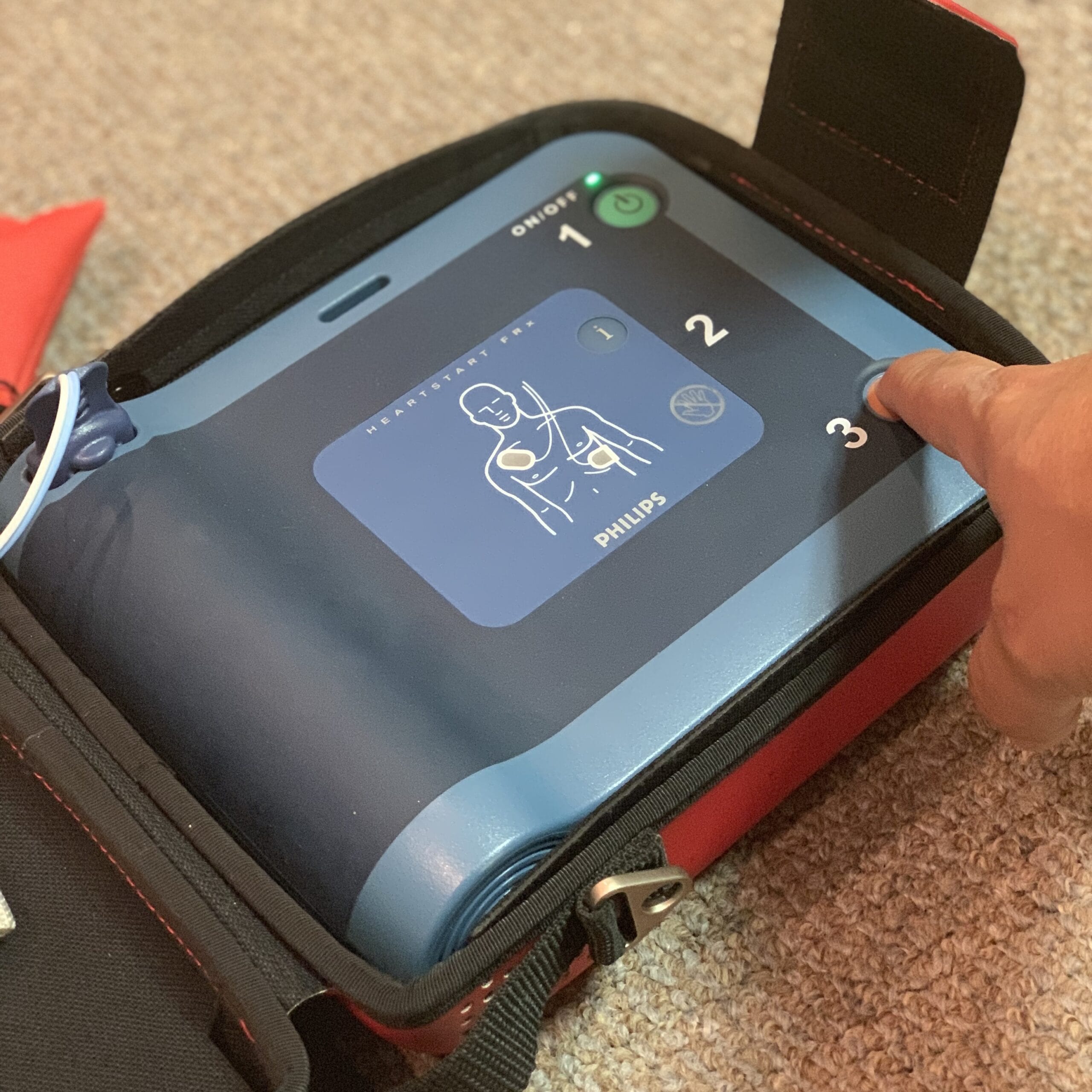 Connecticut Dental Team Jumps Into Action During Cardiac Arrest - Code ...